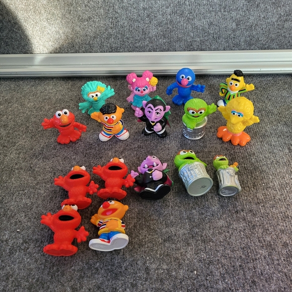 Sesame Street | Toys | Sesame Street Plastic Figures Abby Elmo Grouch ...